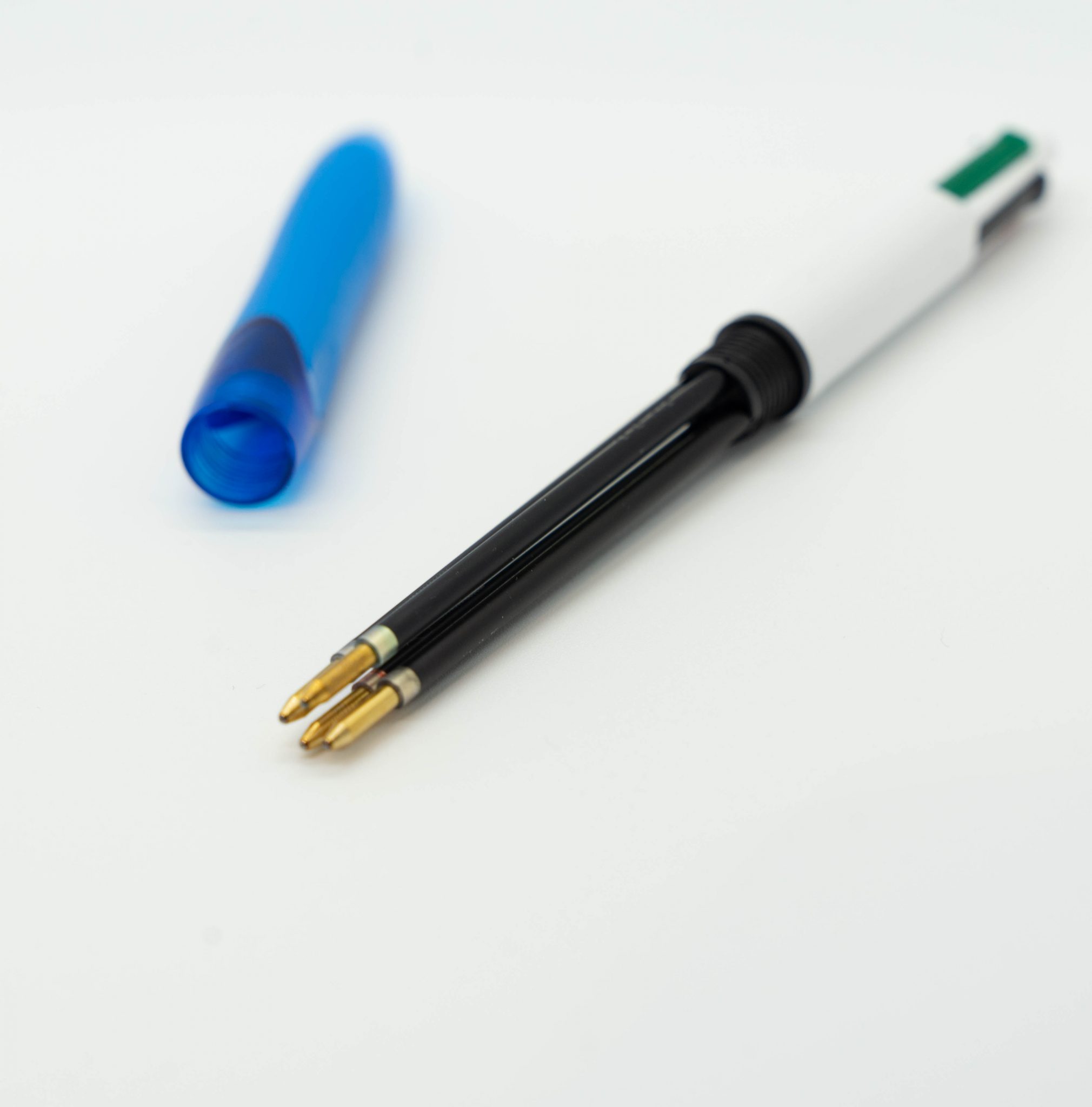 The 4-Color-Ballpoint Pen from BIC - should you buy it? Test & Review